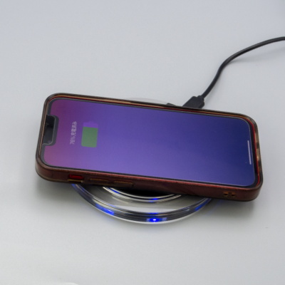 「クリアワイヤレス充電器」レビュー ～印刷が映えるスタイリッシュなQi対応充電器～ | ノベルティ・販促品・名入れグッズの販売【販促日本一】